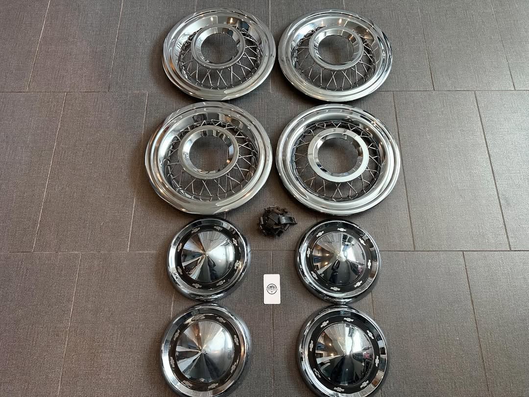 1956 Chevy Bel Air Accessory Wire Wheel Hubcaps - Knock-Off